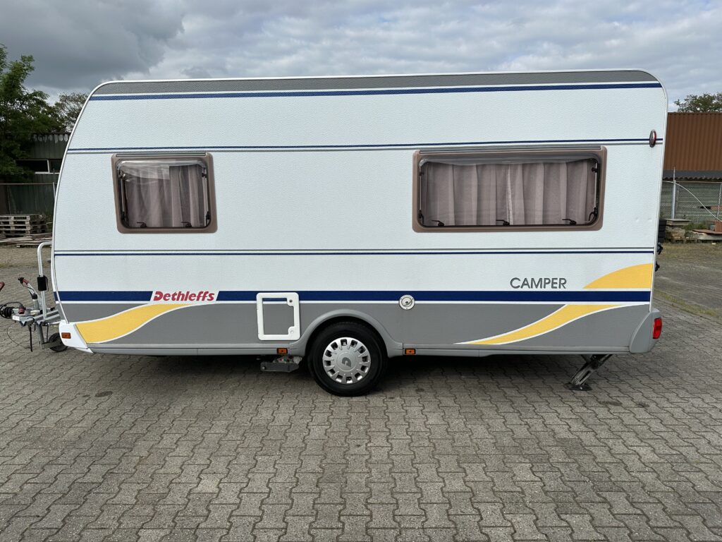 Gean Caravans | Dethleffs Camper 440 DB bouwjaar 2004 met voortent ...